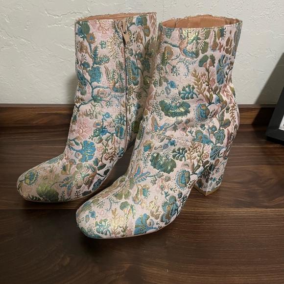 Urban Outfitters | Shoes | Shiny Stitching Boots | Poshmark